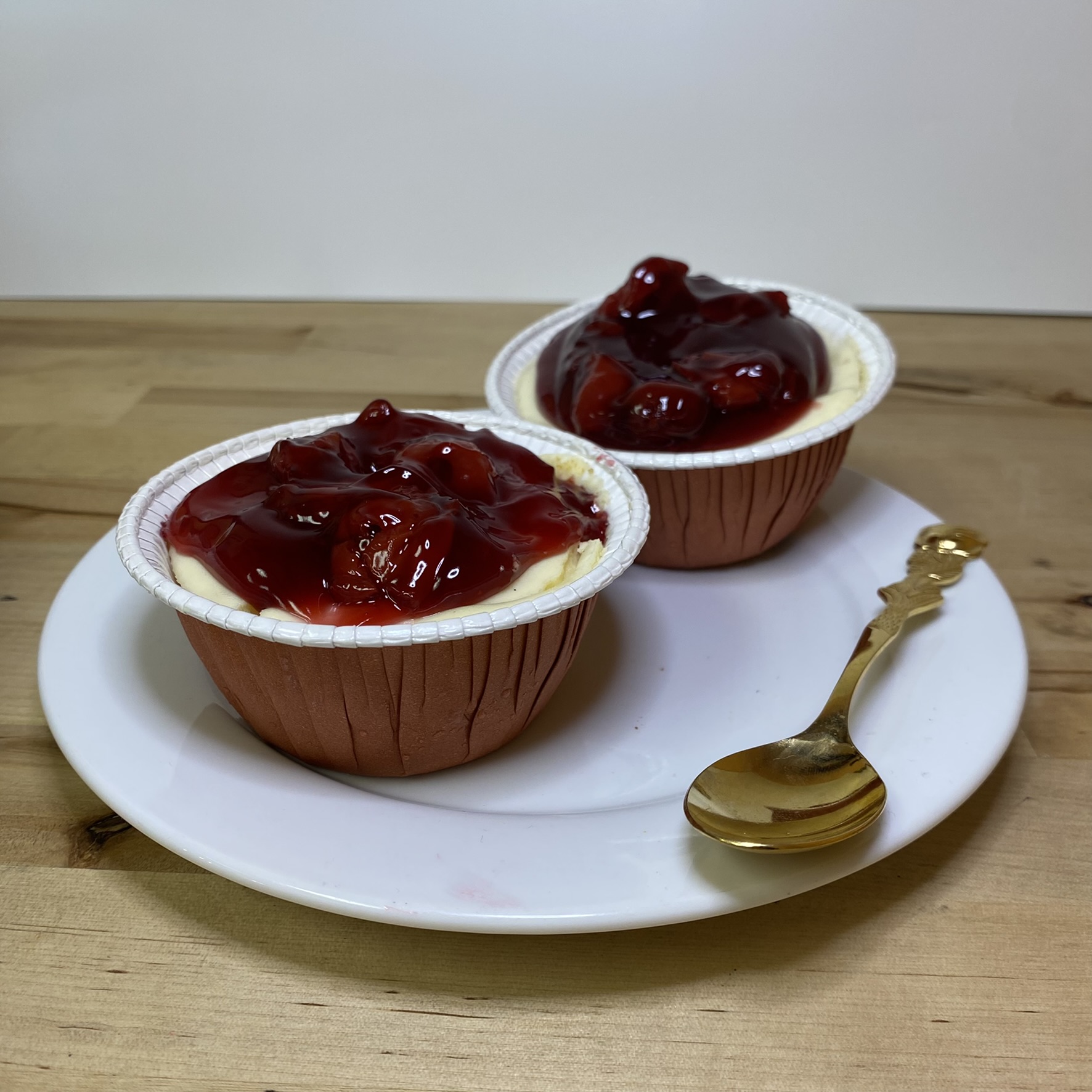 The Bake Works The Bake Works creative cakes. delicious desserts.