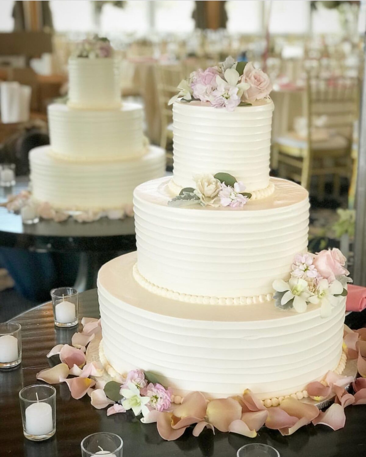 Horizontal Knifing with Bead Borders | The Bake Works